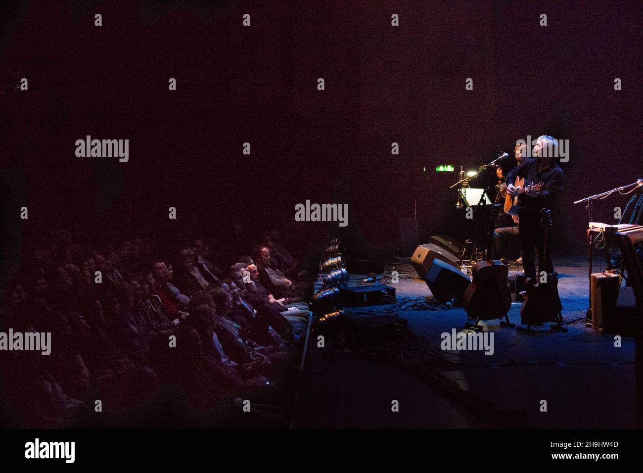 I Am Kloot live on stage at the Barbican in London Stock Photo - Alamy