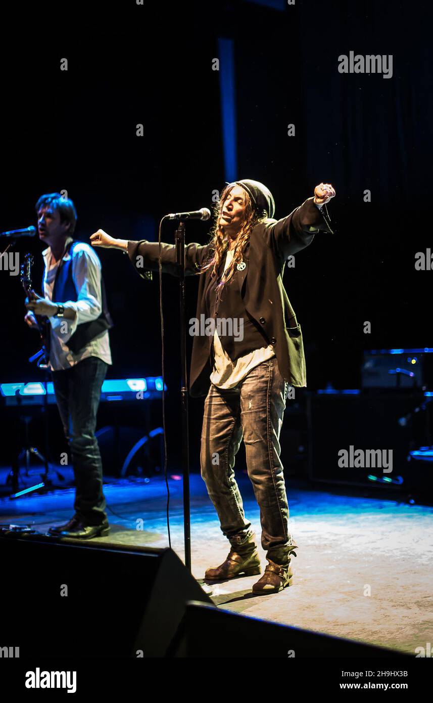 Patti smith live concert hi-res stock photography and images - Alamy