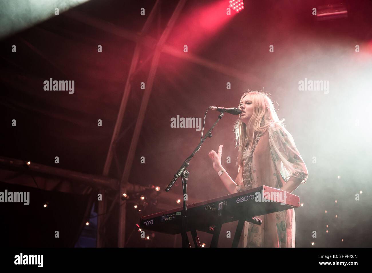 Johanna Soderberg of Swedish country sister duo First Aid Kit live on ...