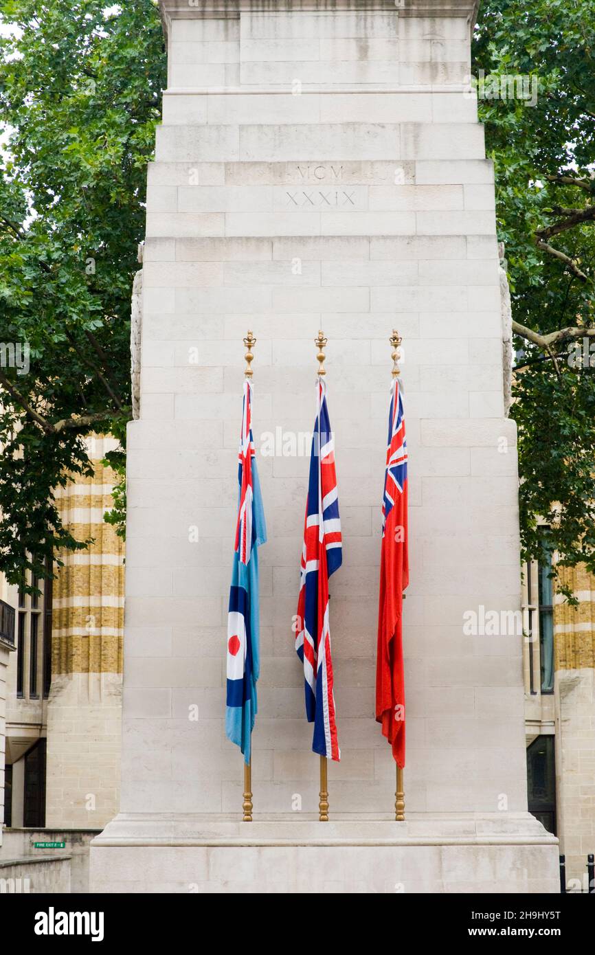 Anzac parade and cenotaph hi-res stock photography and images - Alamy
