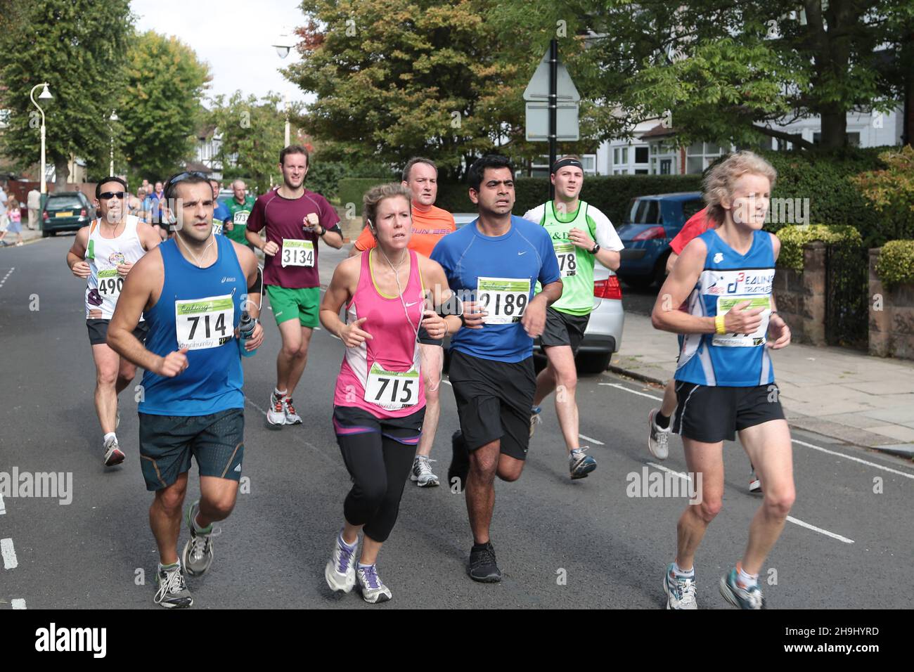 Scenes from the 2013 Ealing Half Marathon Stock Photo - Alamy
