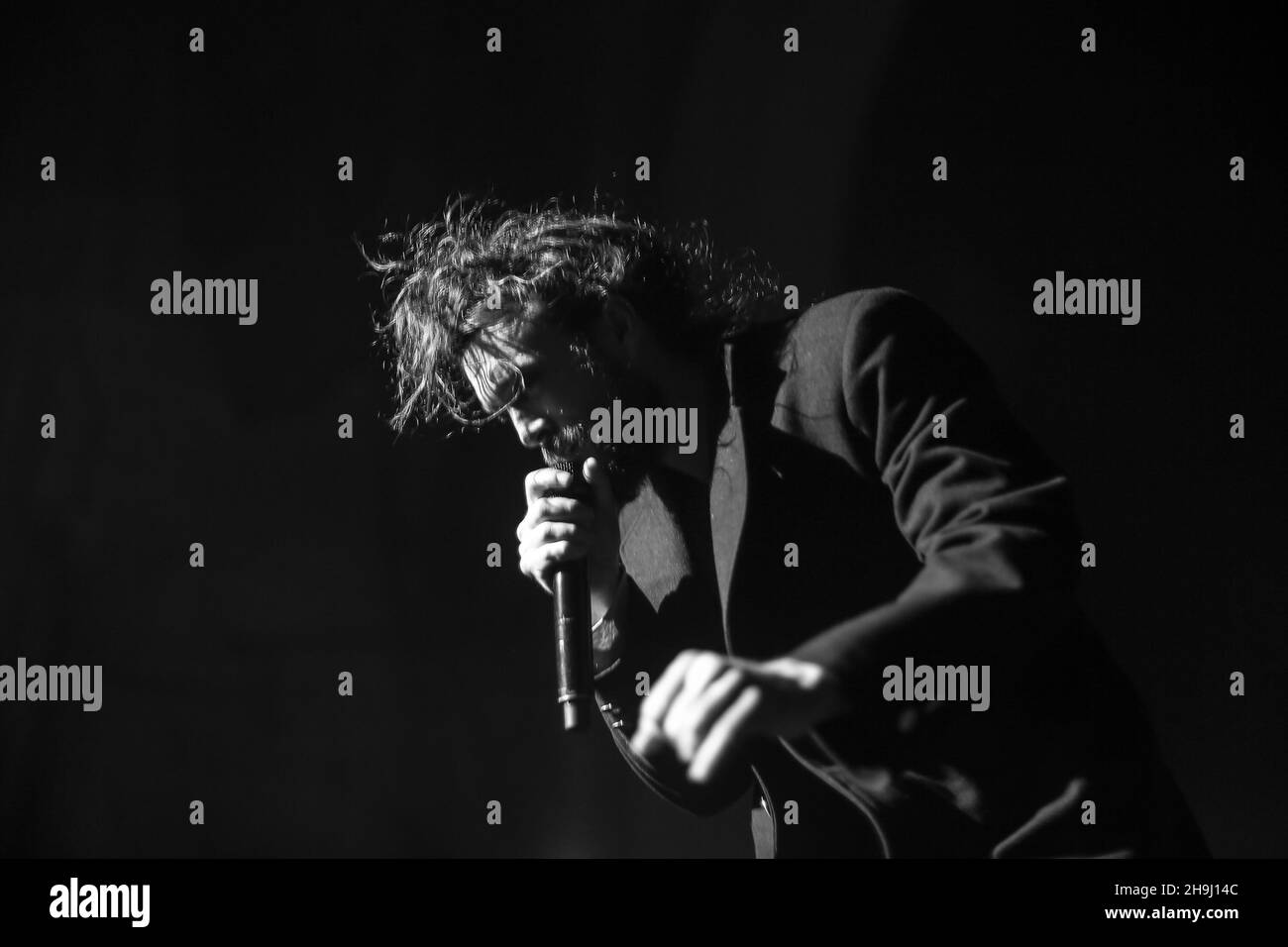 Edward Sharp and the Magnetic Zeros live on stage at Brixton O2 Academy ...