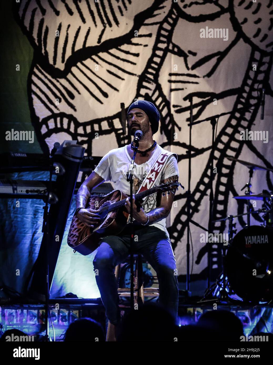 EXCLUSIVE: Michael Franti and his band Spearhead performing live on ...
