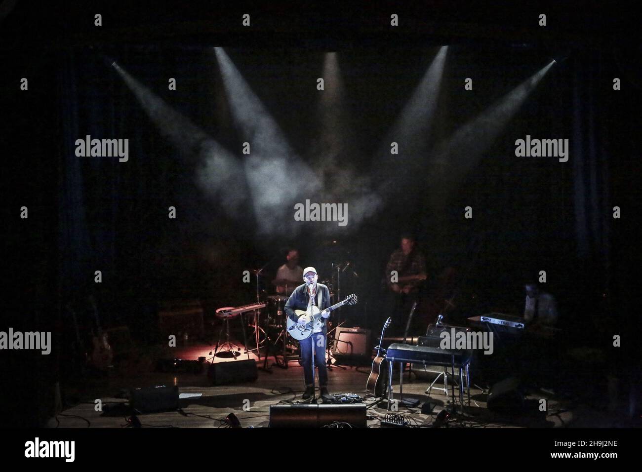Ben Watt and Bernard Butler performing live on stage at the Islington ...
