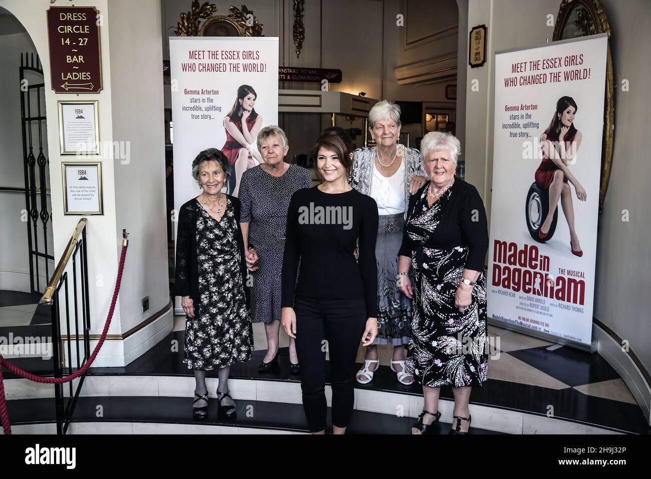 Dagenham strike women 1968 hi-res stock photography and images - Alamy