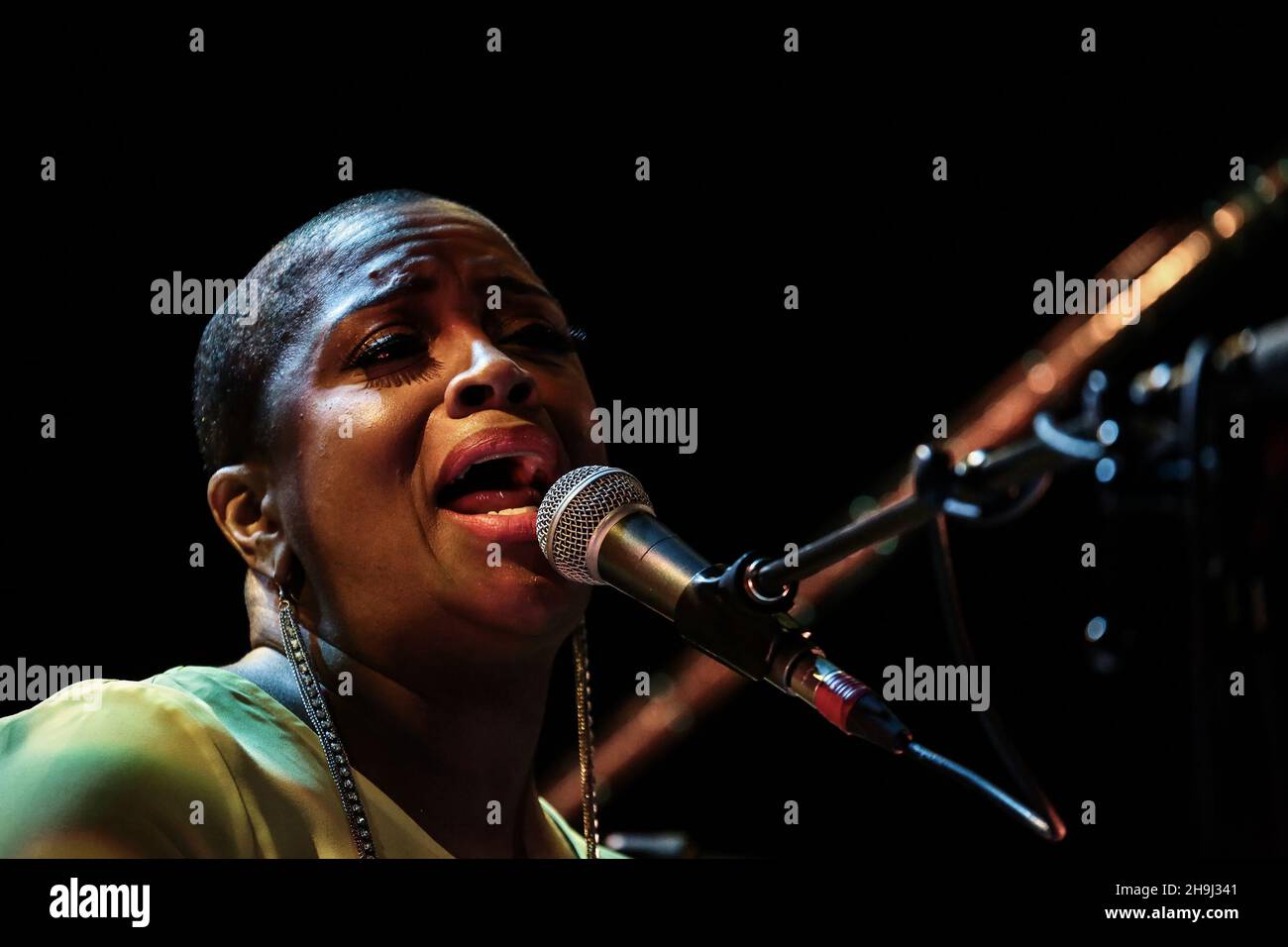 Soul singer Avery Sunshine performing live on stage at the Islington ...