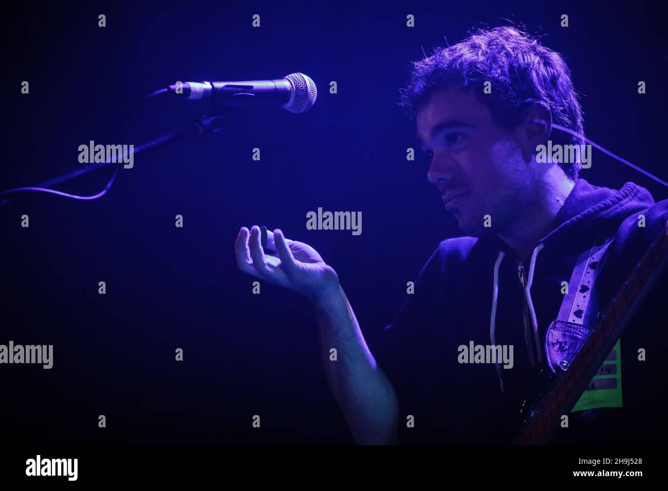 Avi Buffalo live on stage at Islington Assembly Hall Stock Photo - Alamy