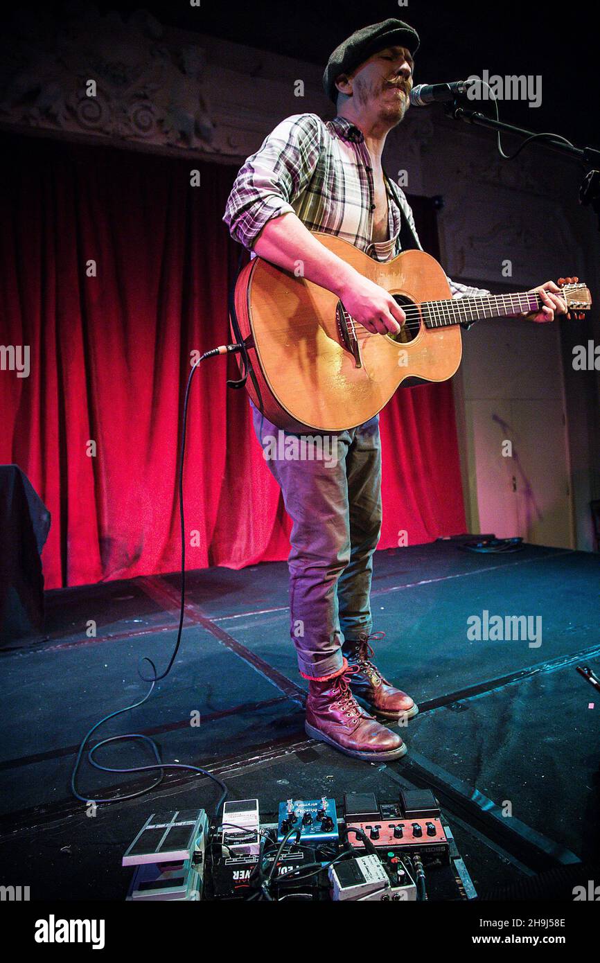 EXCLUSIVE - Northern Irish singer songwriter Foy Vance live on stage at ...