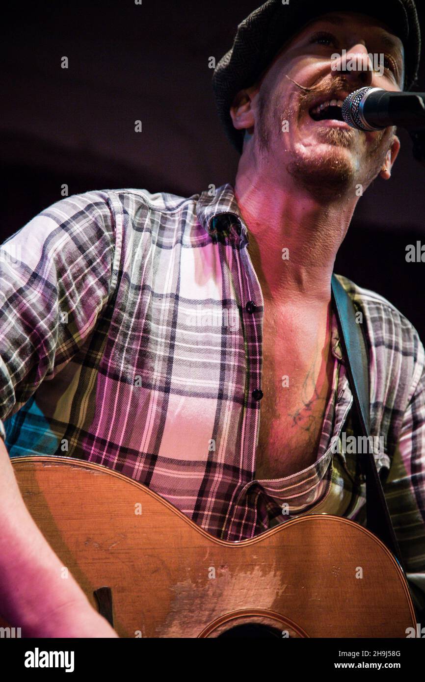 EXCLUSIVE - Northern Irish singer songwriter Foy Vance live on stage at ...
