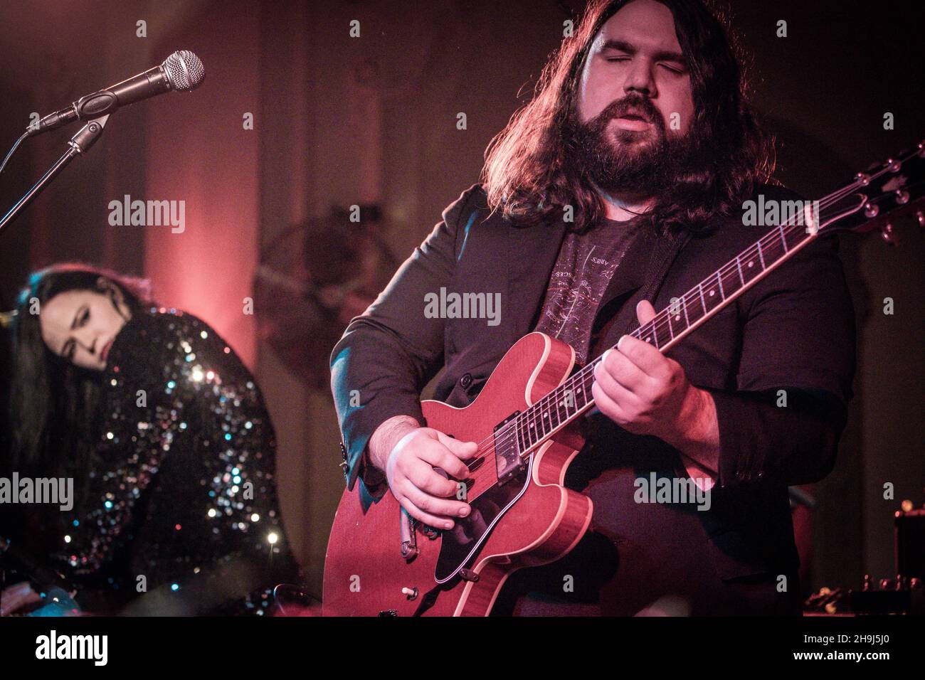The Magic Numbers rounding off their UK tour on stage at Bush Hall in ...