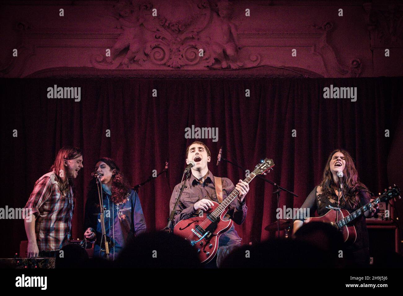 The Magic Numbers rounding off their UK tour on stage at Bush Hall in ...