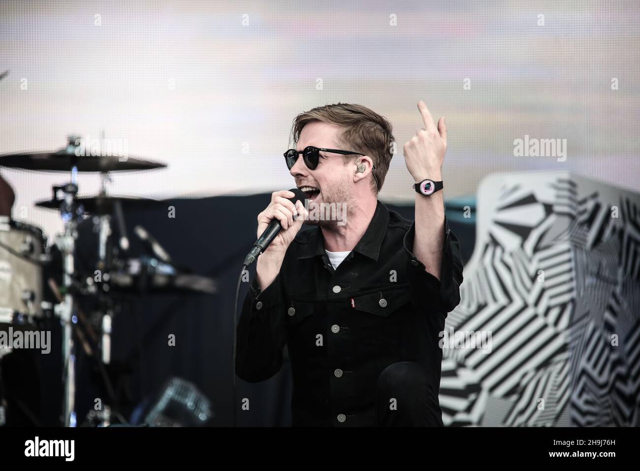 Ricky Wilson of Kaiser Chiefs performing on the Great Oak stage at the ...
