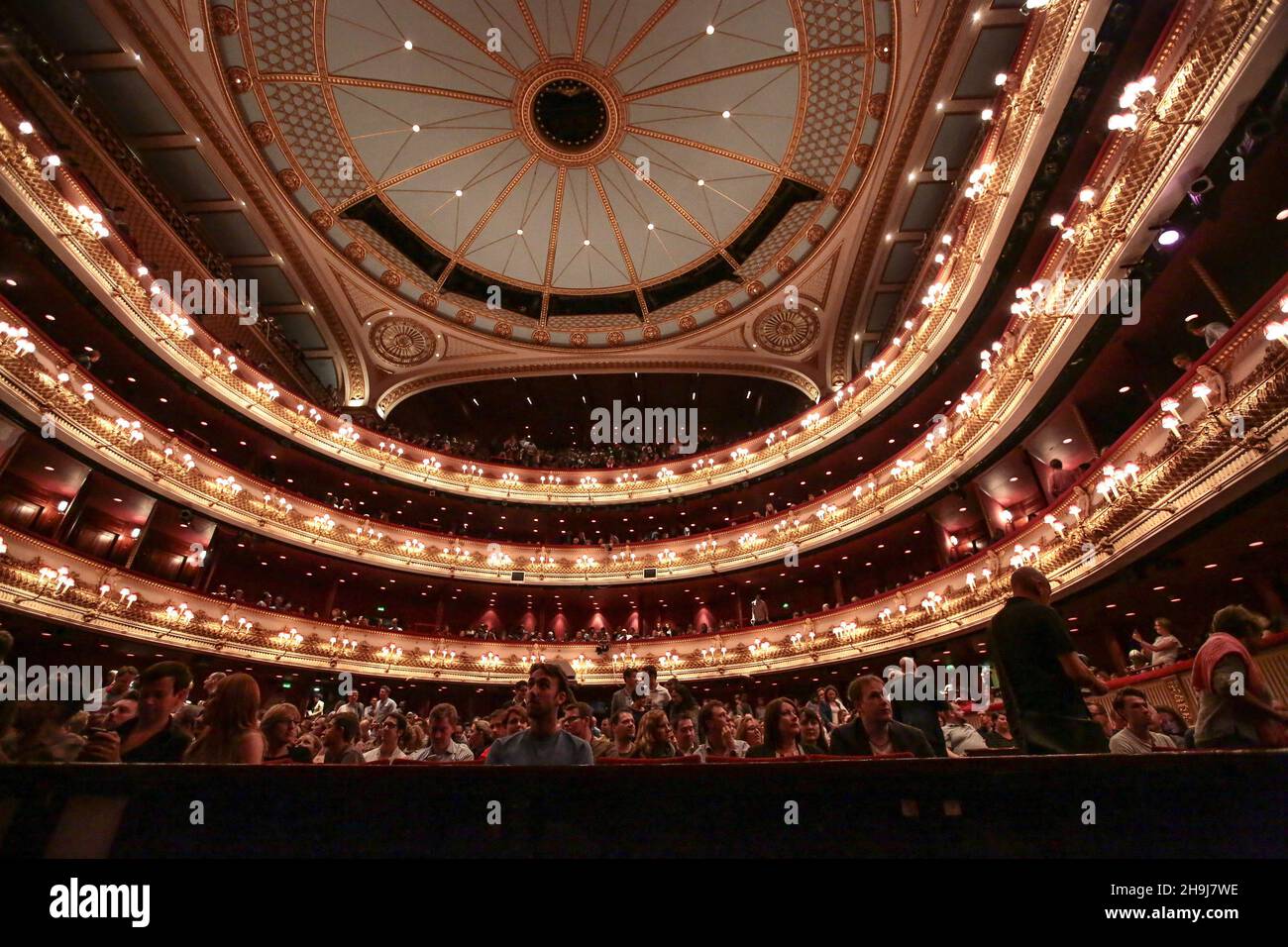 A view of the ceiling of the Royal Opera House Stock Photo - Alamy