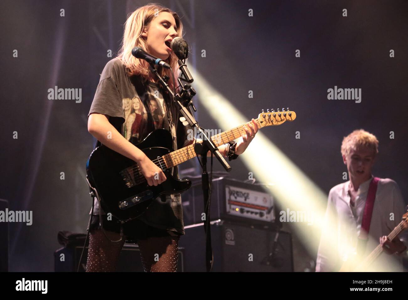 Ellie Rowsell of Wolf Alice performing on the NME/Radio 1 stage at the ...