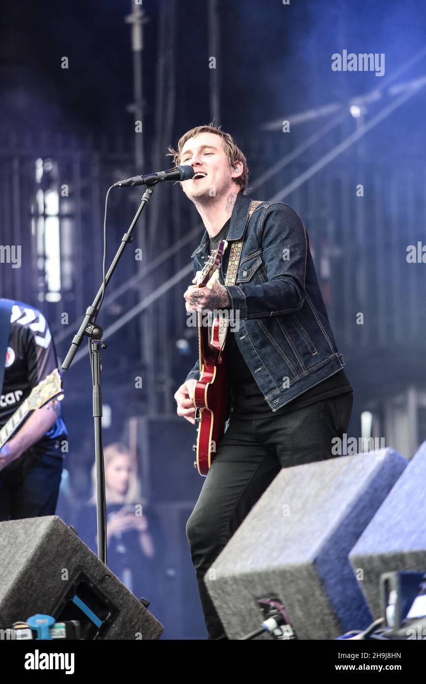 Fallon mid hi-res stock photography and images - Alamy