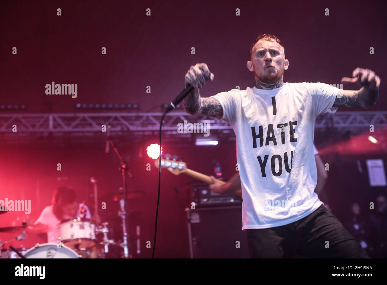 Frank carter gig show hi-res stock photography and images - Alamy