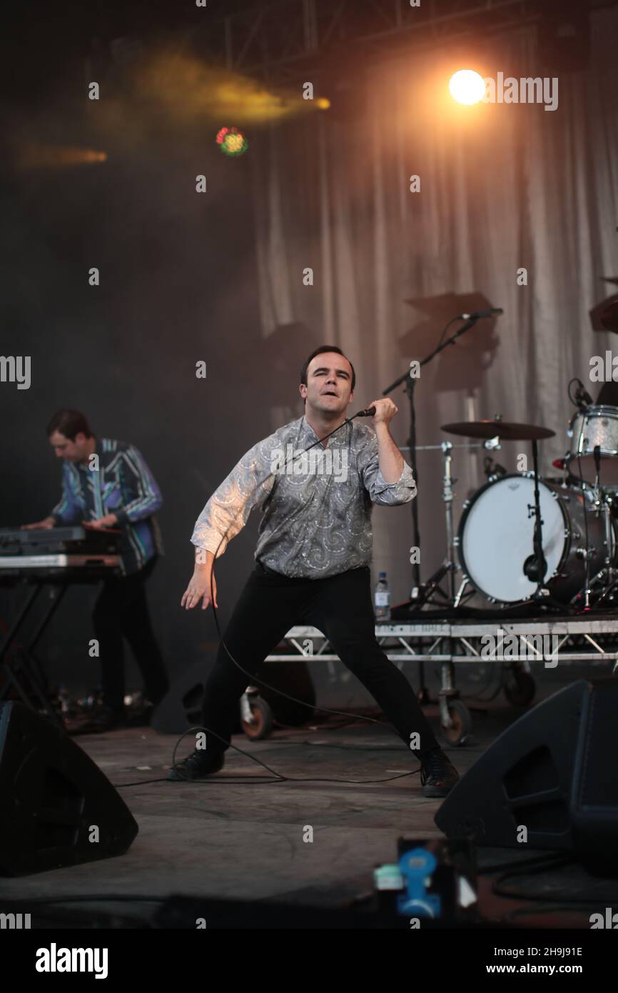Future islands concert hi-res stock photography and images - Alamy