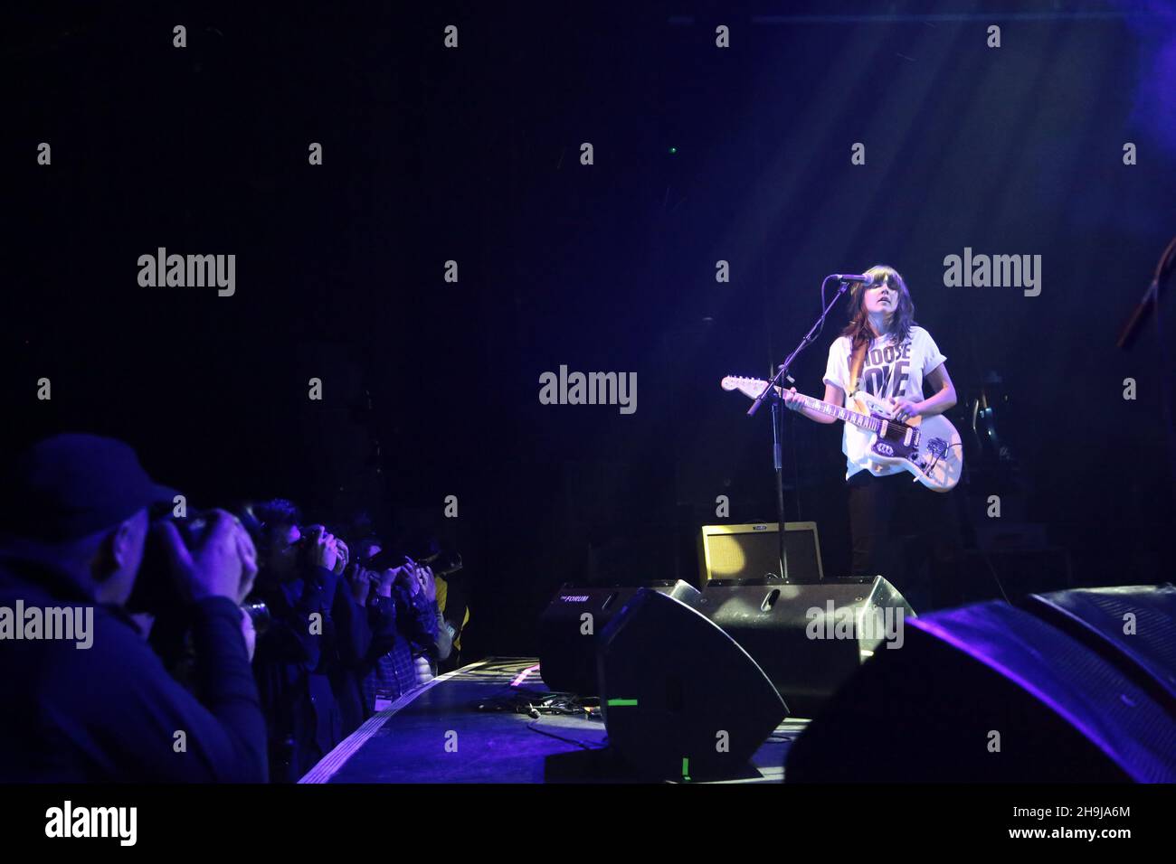 Courtney barnett tour hi-res stock photography and images - Alamy