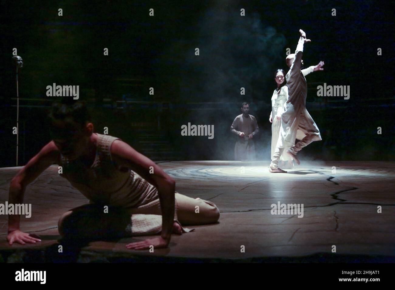 Akram Kahn's Until the Lions performed for the press at The Roundhouse ...