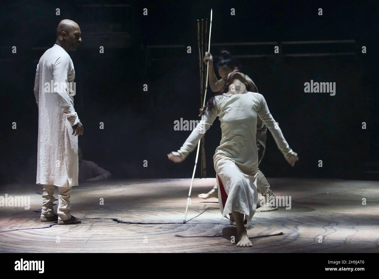 Akram Kahn's Until the Lions performed for the press at The Roundhouse ...