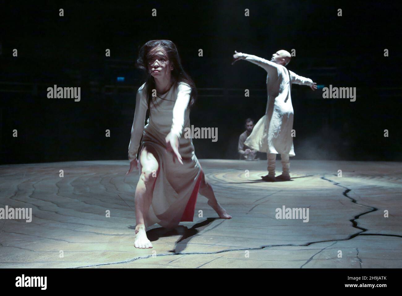 Akram Kahn's Until the Lions performed for the press at The Roundhouse ...