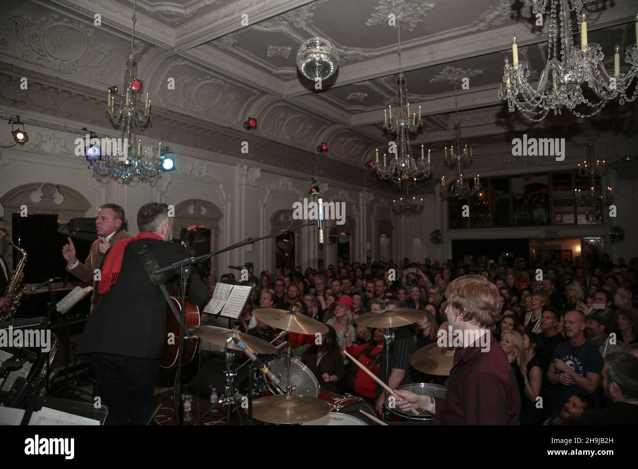 Suggs (real name Graham McPherson) of Madness hosting the Prettiest ...