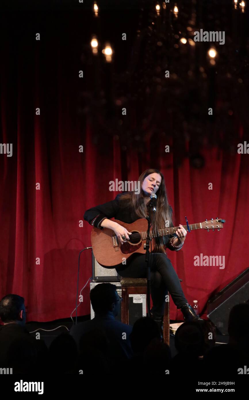 Ryley walker singer hi-res stock photography and images - Alamy