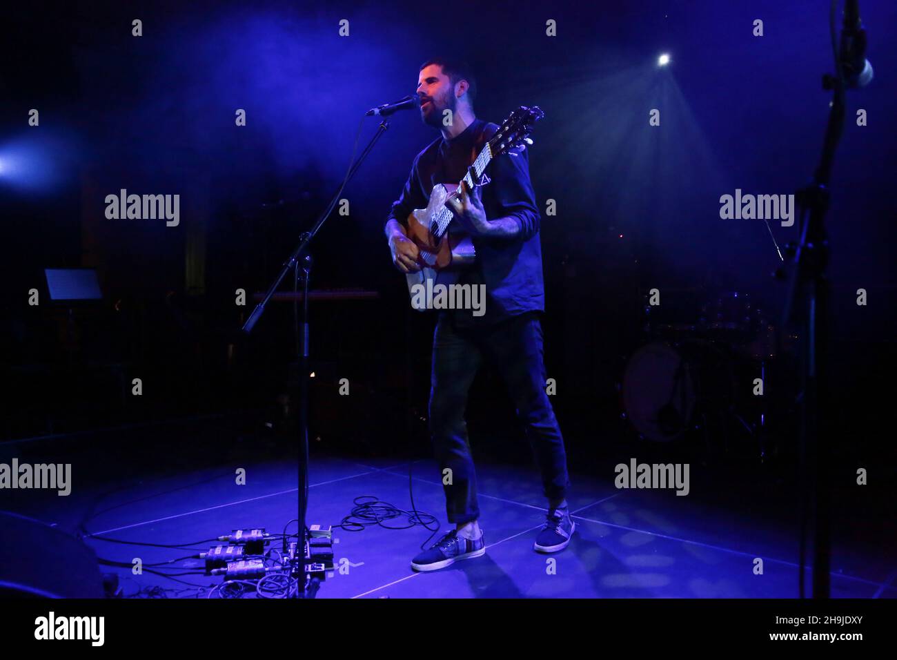 Ballroom stage hi-res stock photography and images - Alamy