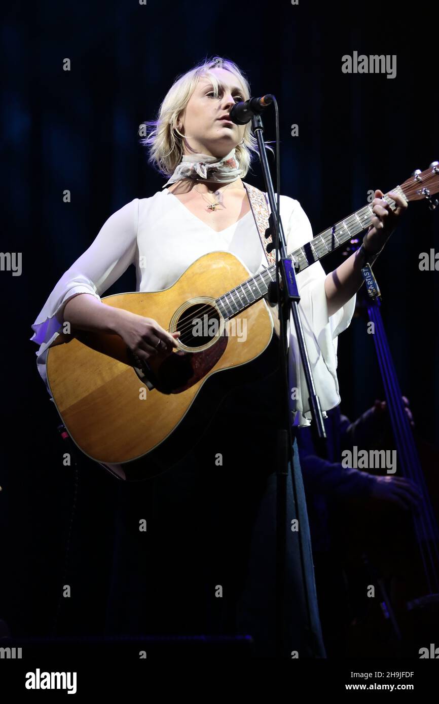 Laura marling guitar hi-res stock photography and images - Alamy