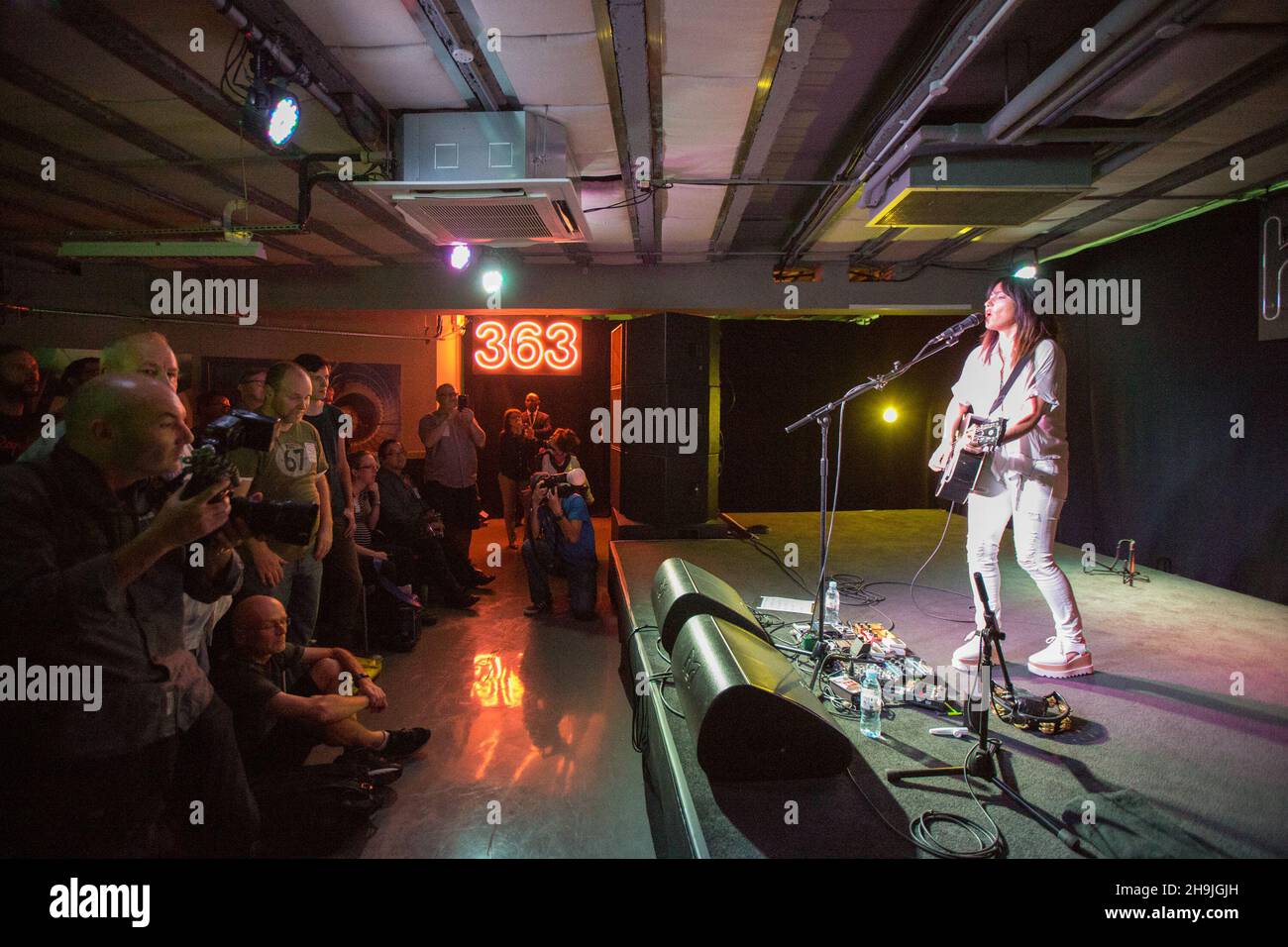 KT Tunstall performing a special gig for fans at the HMV store in ...