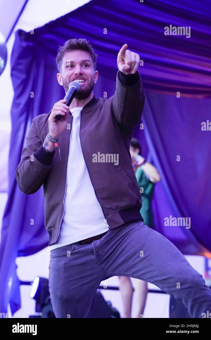 Joel Dommett High Resolution Stock Photography and Images - Alamy