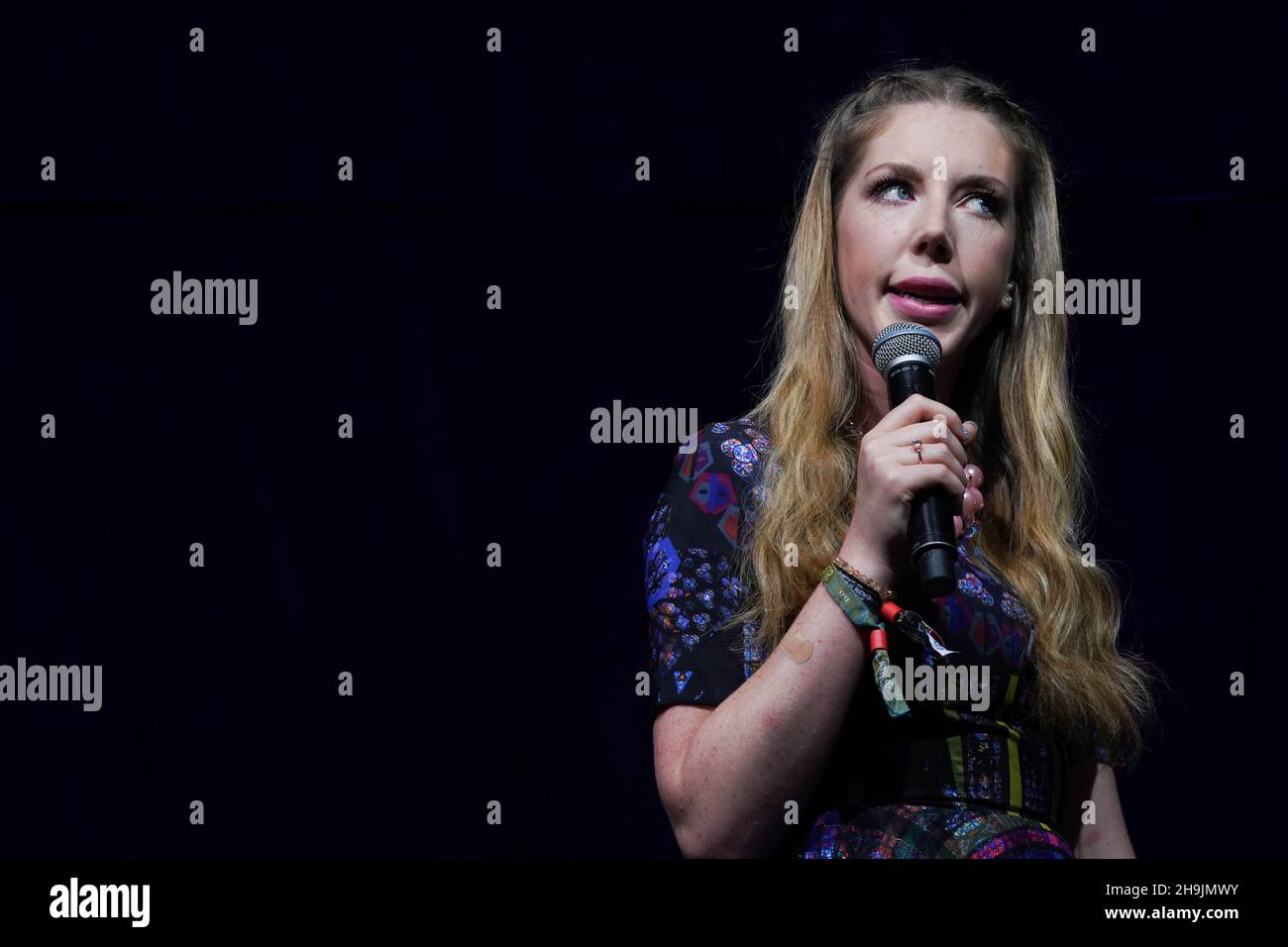 Katherine ryan stand up hi-res stock photography and images - Alamy