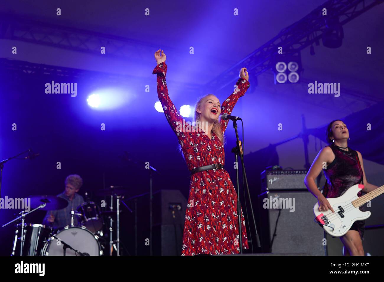 Rakel Mjoll of Dream Wife performing live on the Lake stage at the 2017 ...