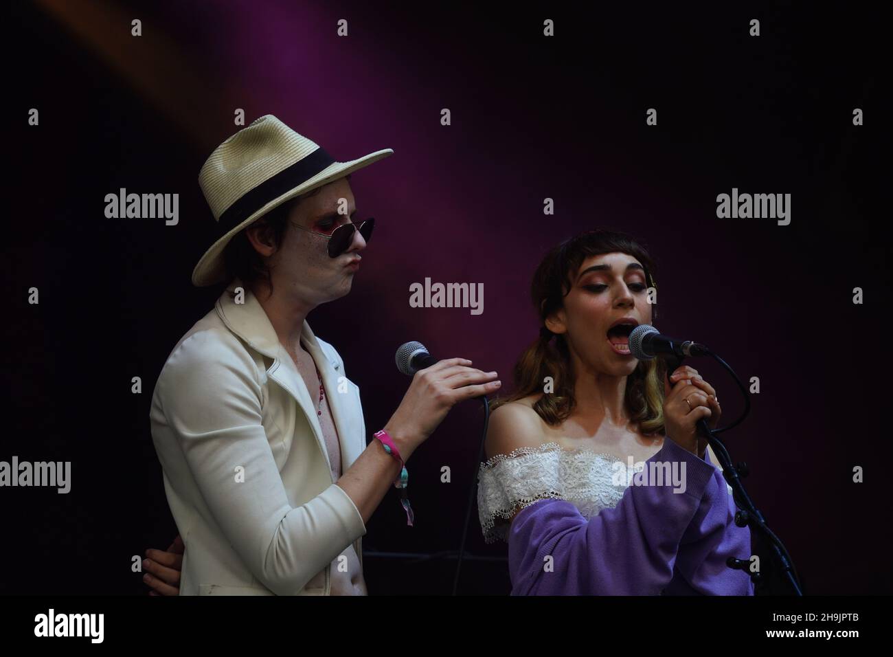Sam France of Foxygen performing live on the Woods Stage at the 2017 ...