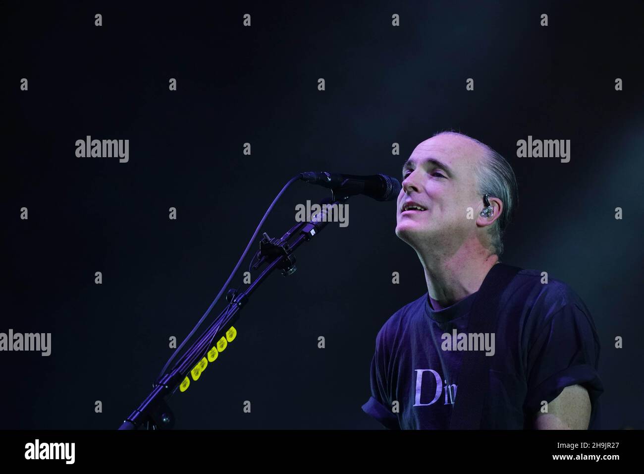 Travis fran healy 2017 hi-res stock photography and images - Alamy
