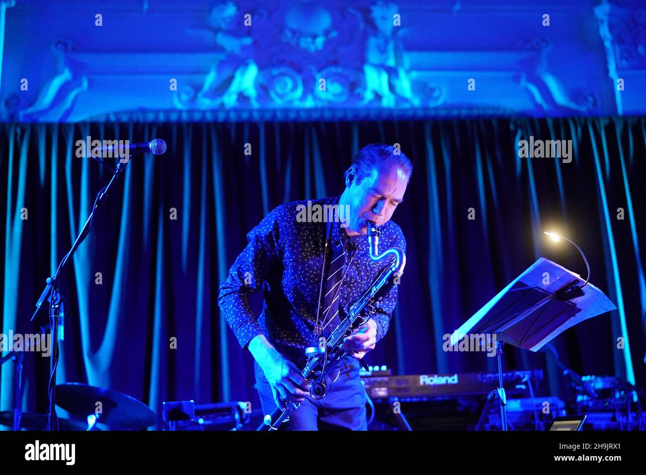 Bass sax hi-res stock photography and images - Alamy