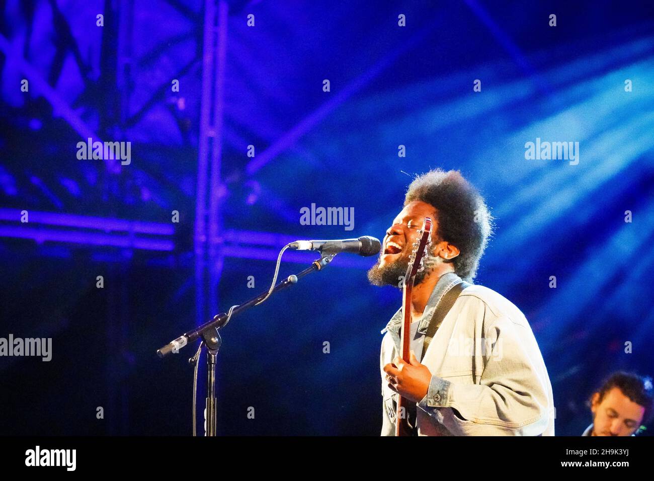 Michael Kiwanuka performing at the 2019 End of the Road Festival in ...