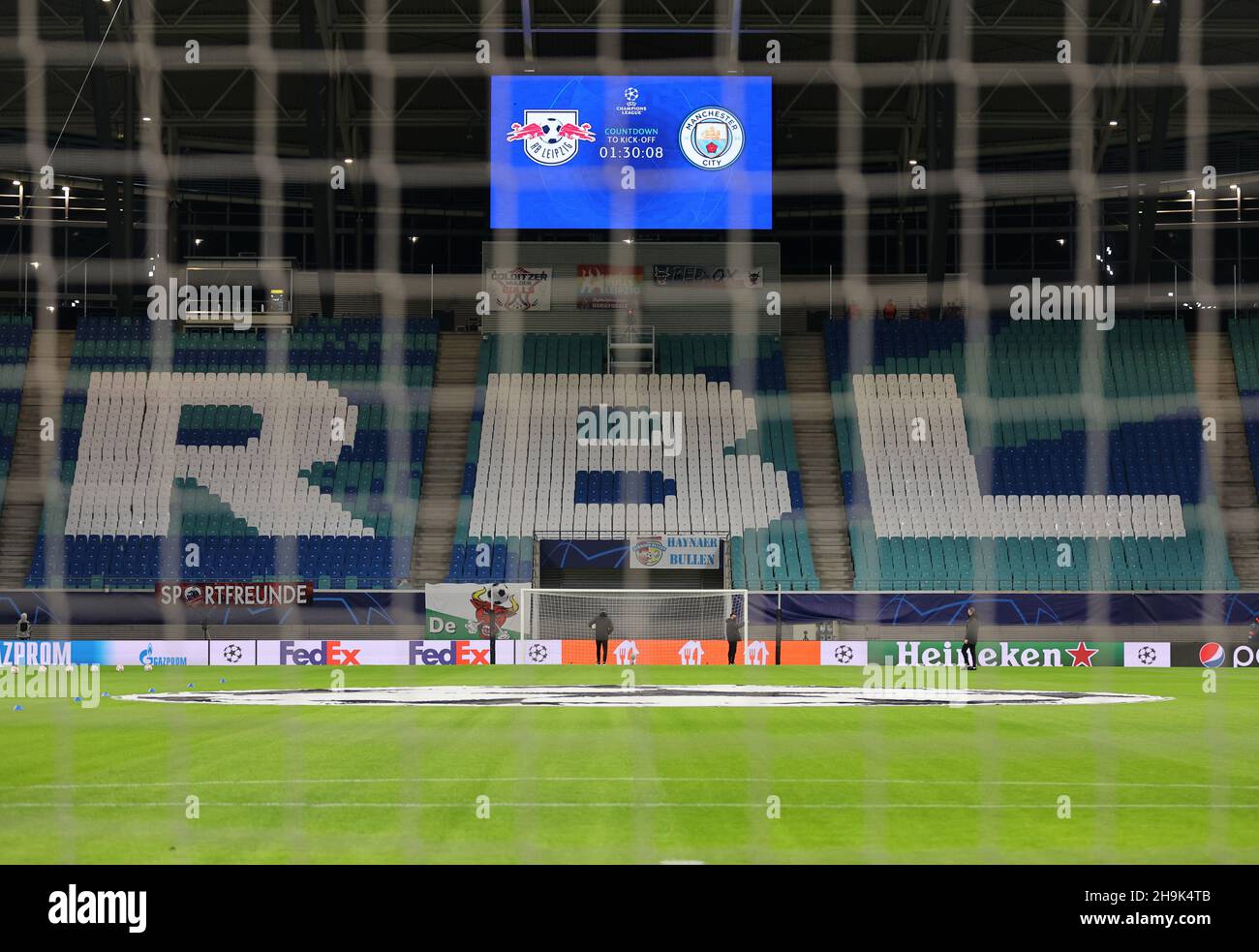 Red bull arena champions league view hi-res stock photography and ...