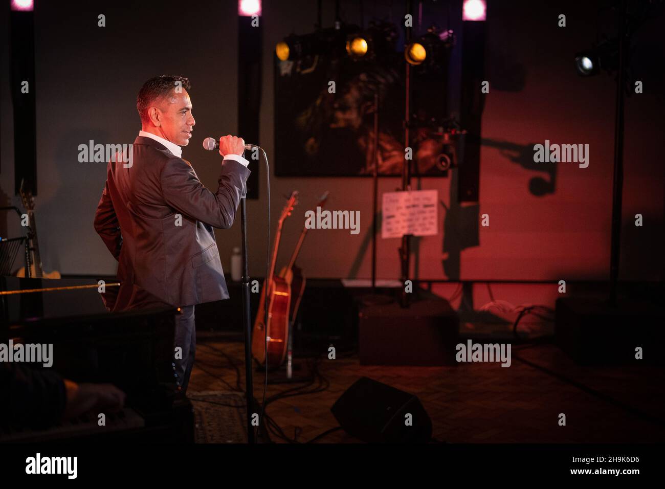 David read band hi-res stock photography and images - Alamy