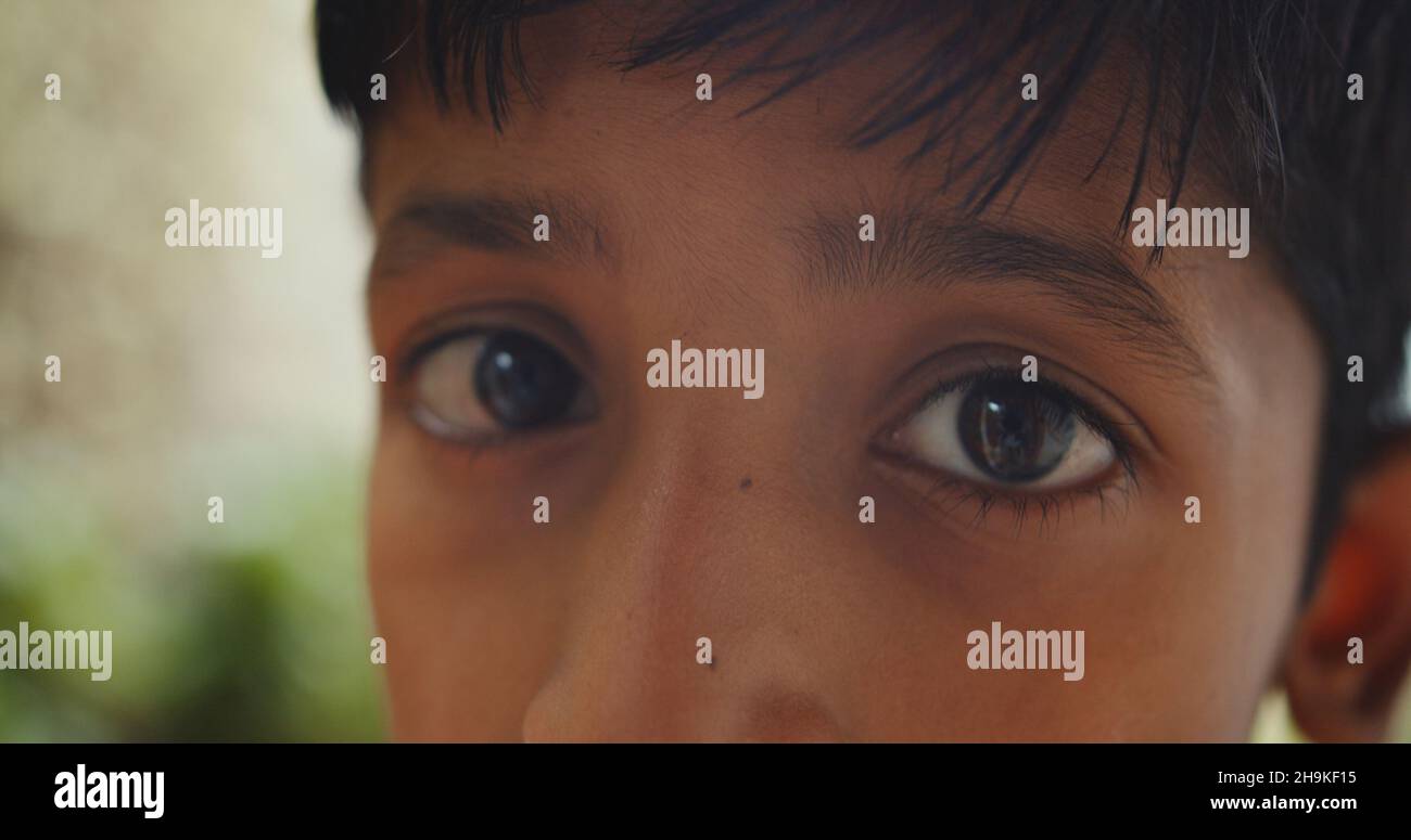 Almond eyes hi-res stock photography and images - Alamy