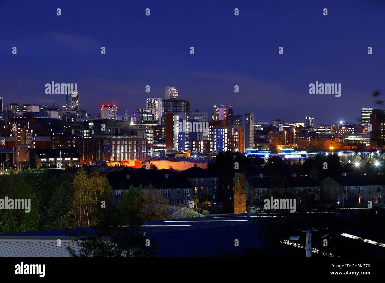 Leeds City Skyline at night Stock Photo - Alamy