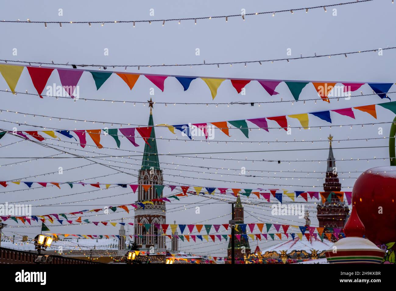 High russian decoration hi-res stock photography and images - Alamy