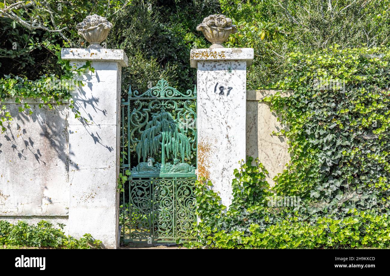 Gate a east entrance hi-res stock photography and images - Alamy