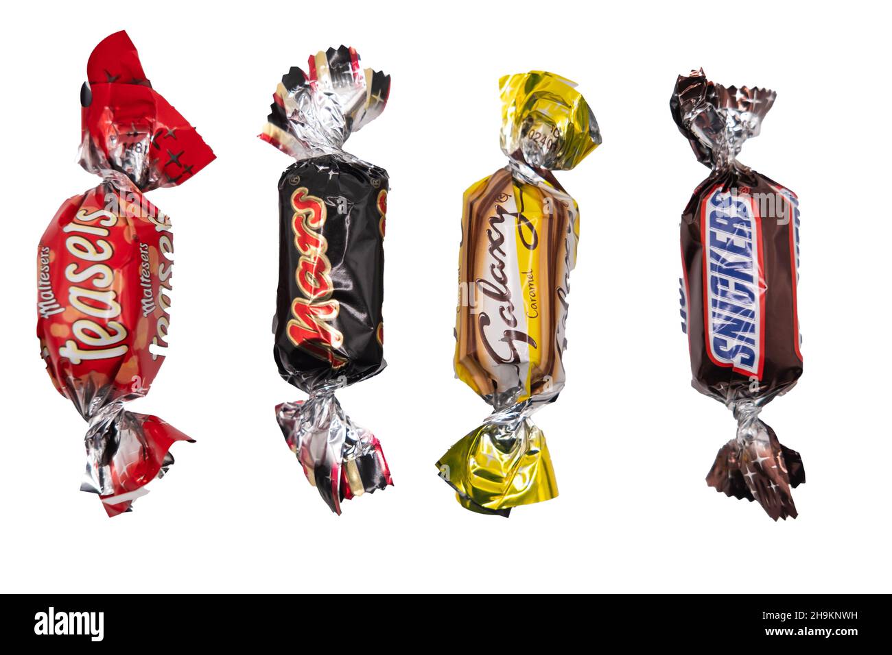 Snickers bar cut out hi-res stock photography and images - Alamy