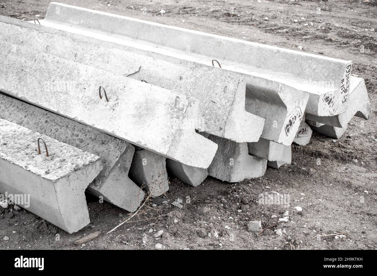 Steel reinforced concrete blocks construction hi-res stock photography ...