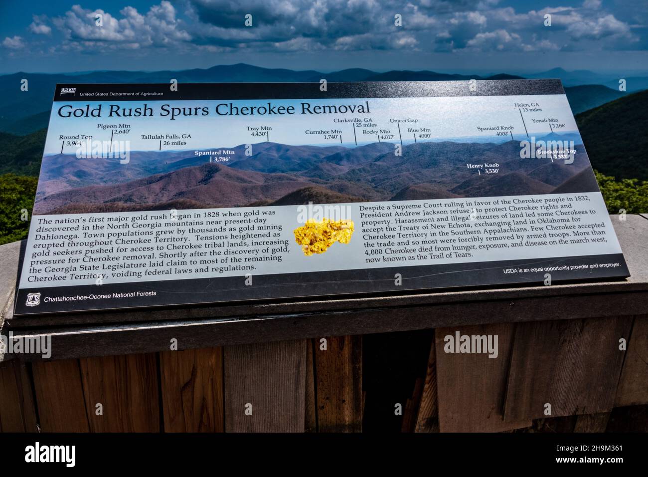 Brasstown Bald Mountain Observation Platform Hiawassee GA Stock Photo ...