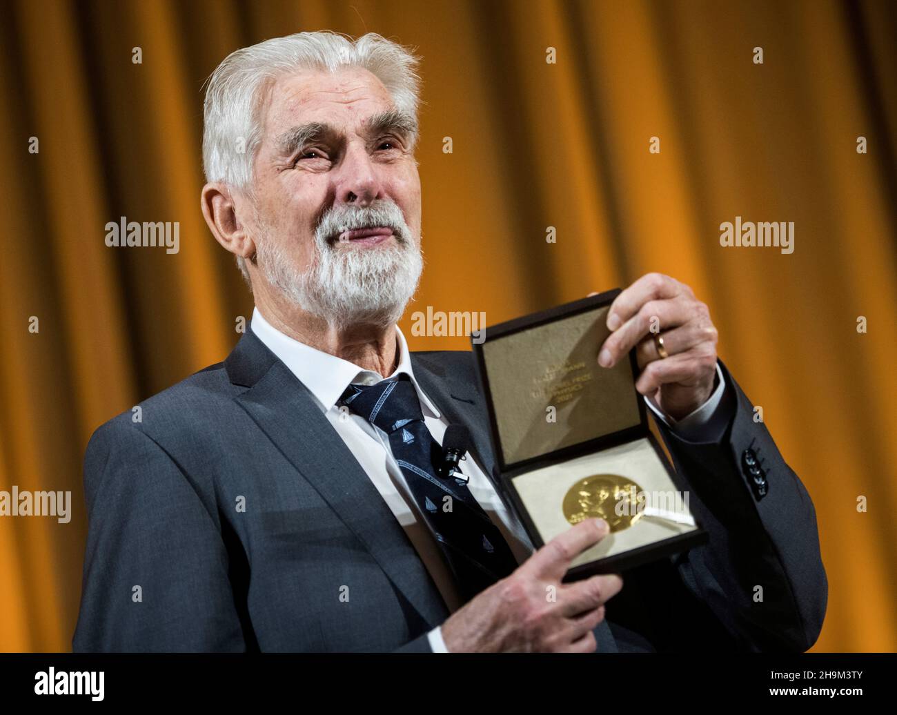 Berlin, Germany. 07th Dec, 2021. German physician Klaus Hasselmann ...