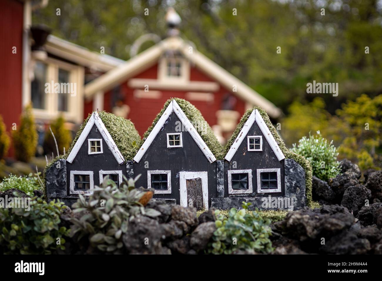 Elf houses and iceland hi-res stock photography and images - Alamy