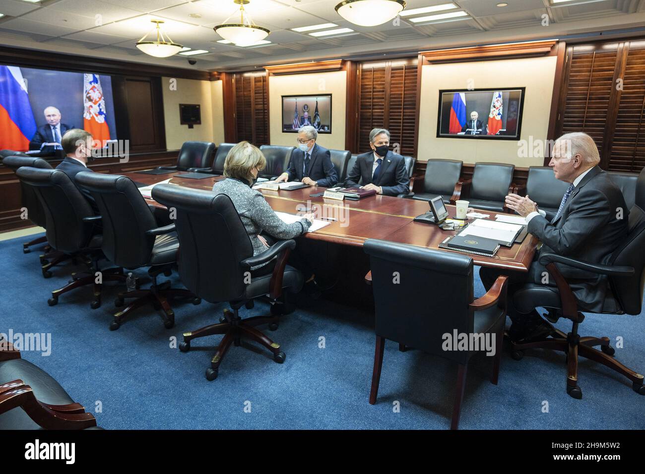 Military buildup hi-res stock photography and images - Alamy