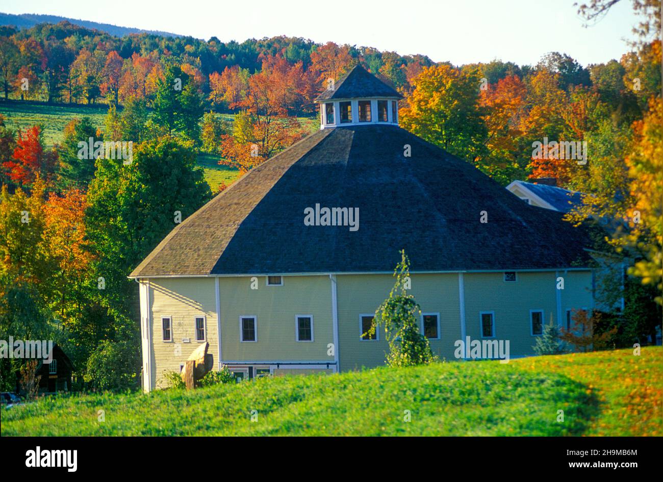Barn Cupola High Resolution Stock Photography and Images - Alamy